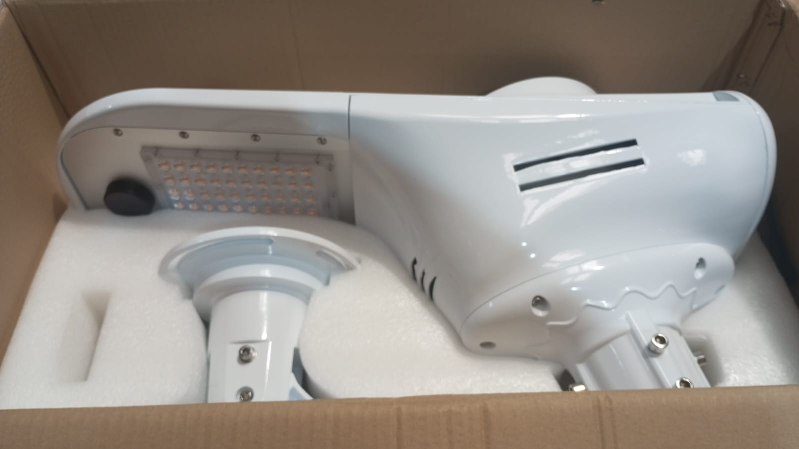 Luminaria Vial Solar LED DS43 DS1 80 watt IP66 Luz Neutra o Cálida (1 ...